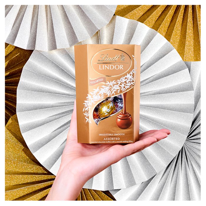 Lindt Lindor Assorted Chocolate Truffles Cornet 200g | Moonpig