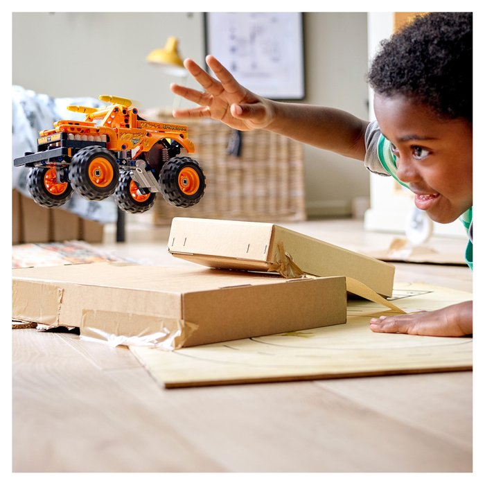 LEGO Technic El Toro Loco 2in1 Monster Truck Model (42135) | Moonpig