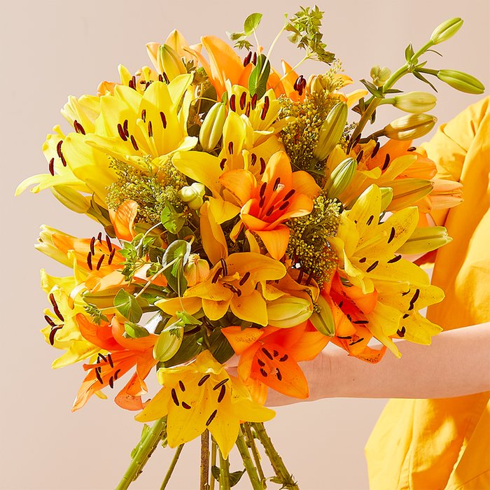 The British Grown Mixed Lilies | Moonpig
