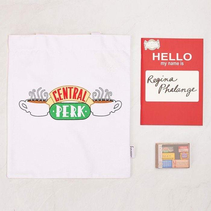 Friends Fan Letterbox Gift Set | Moonpig