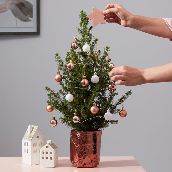 The Letterbox Rose Gold Christmas Tree | Moonpig