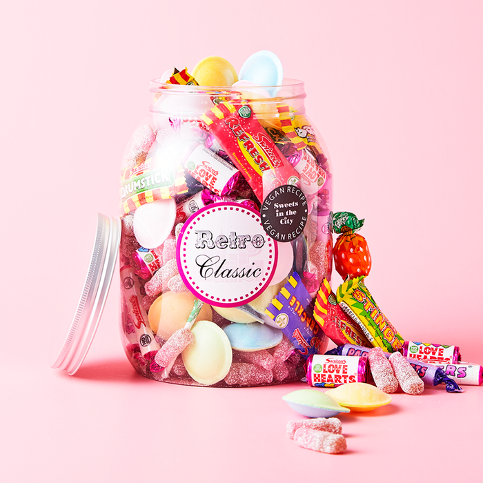 Retro Classics Sweet Jar (1kg) | Moonpig