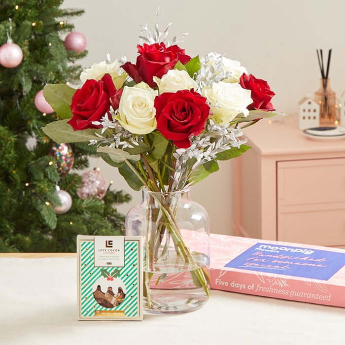 The Roses Gift Set Letterbox | Moonpig